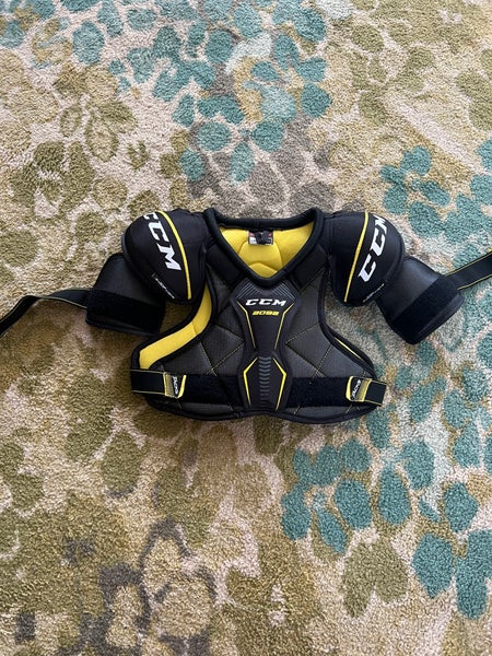 Used CCM Tacks 3092 Shoulder Pads | SidelineSwap | Buy and Sell on ...