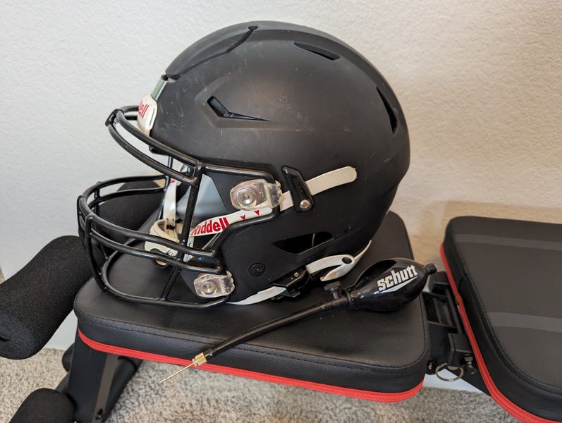 Youth Used Medium Riddell SpeedFlex Helmet Matte Black | SidelineSwap ...