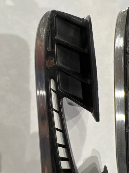 Black Original Generation Perfecta Skate Blades & Holder | SidelineSwap ...