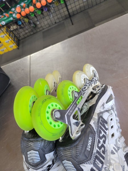 Used Mission Inhaler Wmo3 Senior 7 Roller Hockey Skates | SidelineSwap ...