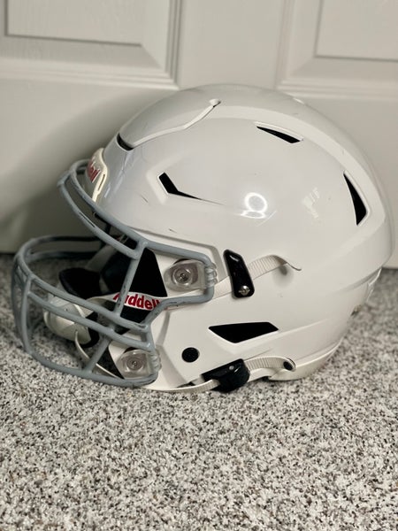 Youth Used Large Riddell SpeedFlex Helmet | SidelineSwap | Buy and Sell ...
