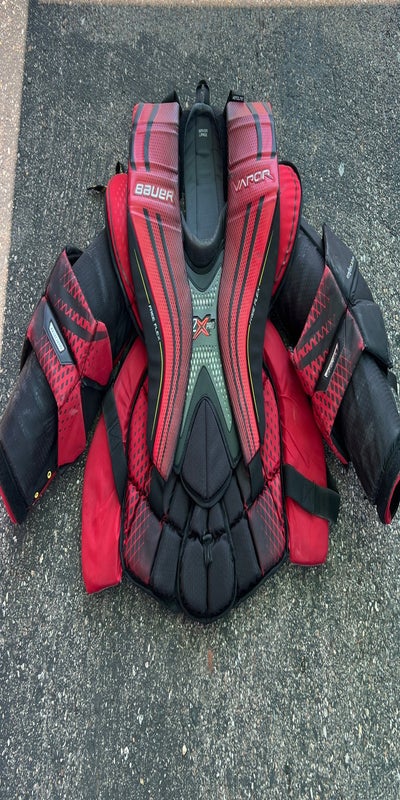 Bauer Vapor hyperlite chest protector | SidelineSwap