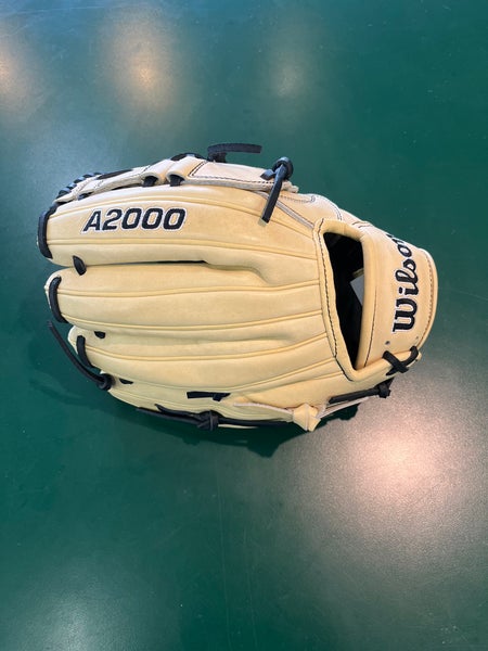 New Wilson A2000 Pro Stock Right Hand Throw 12” Baseball Glove ...