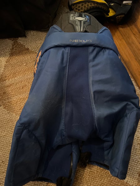 Junior Islanders - Jr Large Bauer Nexus Hockey Pants | SidelineSwap ...