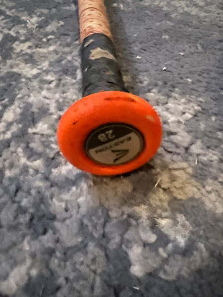 Easton Composite Mako Bat (-10) 18 oz 28" | SidelineSwap | Buy and Sell ...