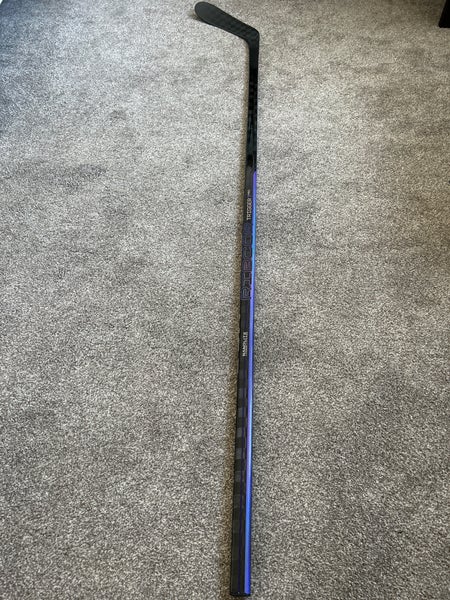 Senior Left Hand P28 Pro Stock RibCor Trigger 7 Pro Hockey Stick ...