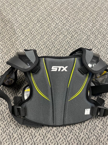 STX Stallion 200+ Medium Shoulder Pads | SidelineSwap | Buy and Sell on ...