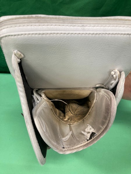 Used Mission Commander Regular Goalie Glove & Blocker combo ...