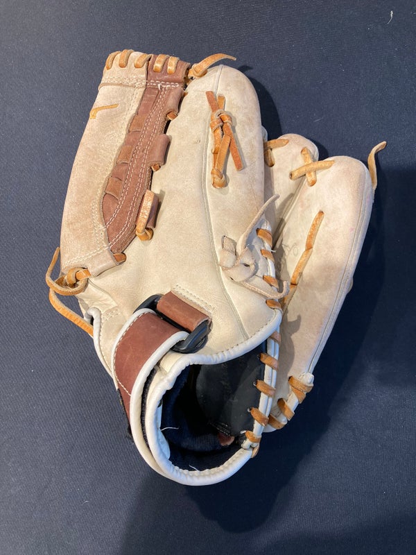 Fastpitch Softball Gloves & Mitts | Used and New on SidelineSwap