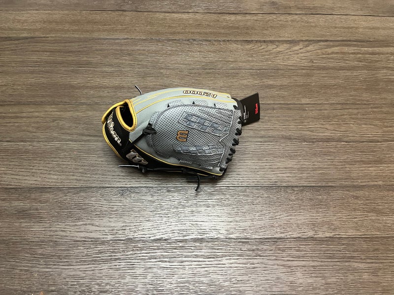 New Wilson A2000 V125 12.5” Basket Web Fastpitch | SidelineSwap | Buy ...