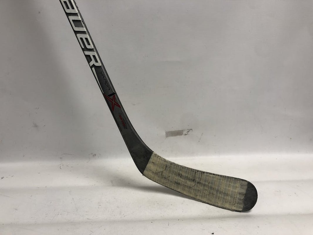 Used Bauer Vapor Flylite 77 Flex Pattern P28 Senior One Piece Sticks ...