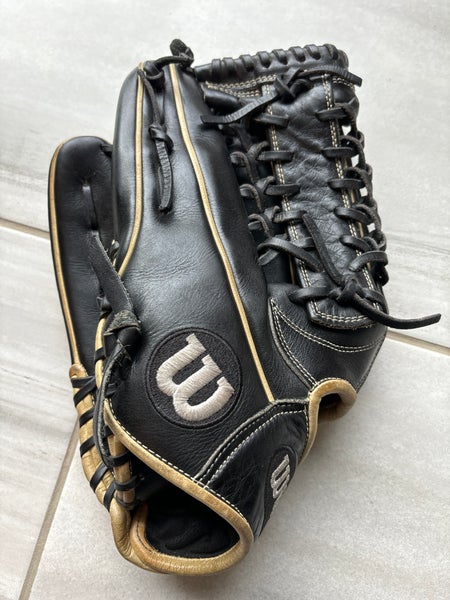 Wilson 12.5" A2000 Baseball Glove | SidelineSwap | Buy and Sell on ...