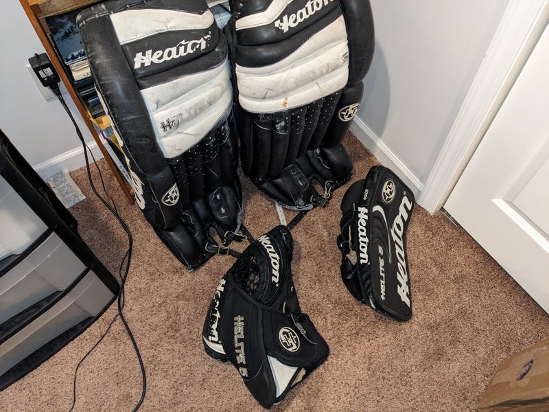 Black Used Senior 33" Heaton Helite 5 Goalie Leg Pads Pro Stock 6700 ...