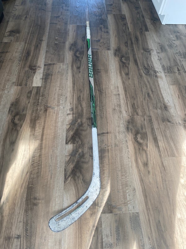 Senior Right Handed P28 Sling Hockey Stick | SidelineSwap