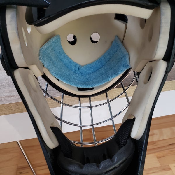 CCM Heaton Goalie Mask Senior Small | SidelineSwap | Buy and Sell on ...