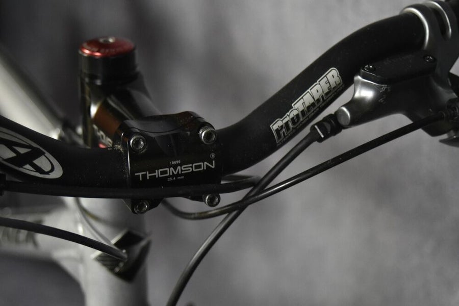 TURNER FIVE SPOT MOUNTAIN BIKE SIZE MEDIUM, 17", 27 SPEEDFULL SUSP XTR ...