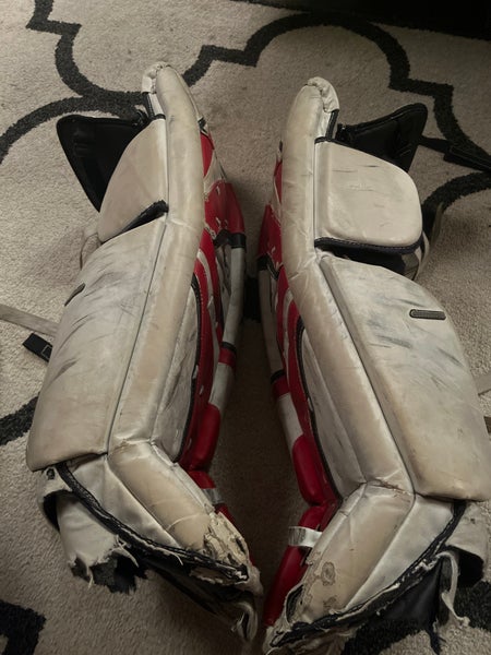 32" Reebok 7k Goalie Leg Pads | SidelineSwap | Buy and Sell on SidelineSwap