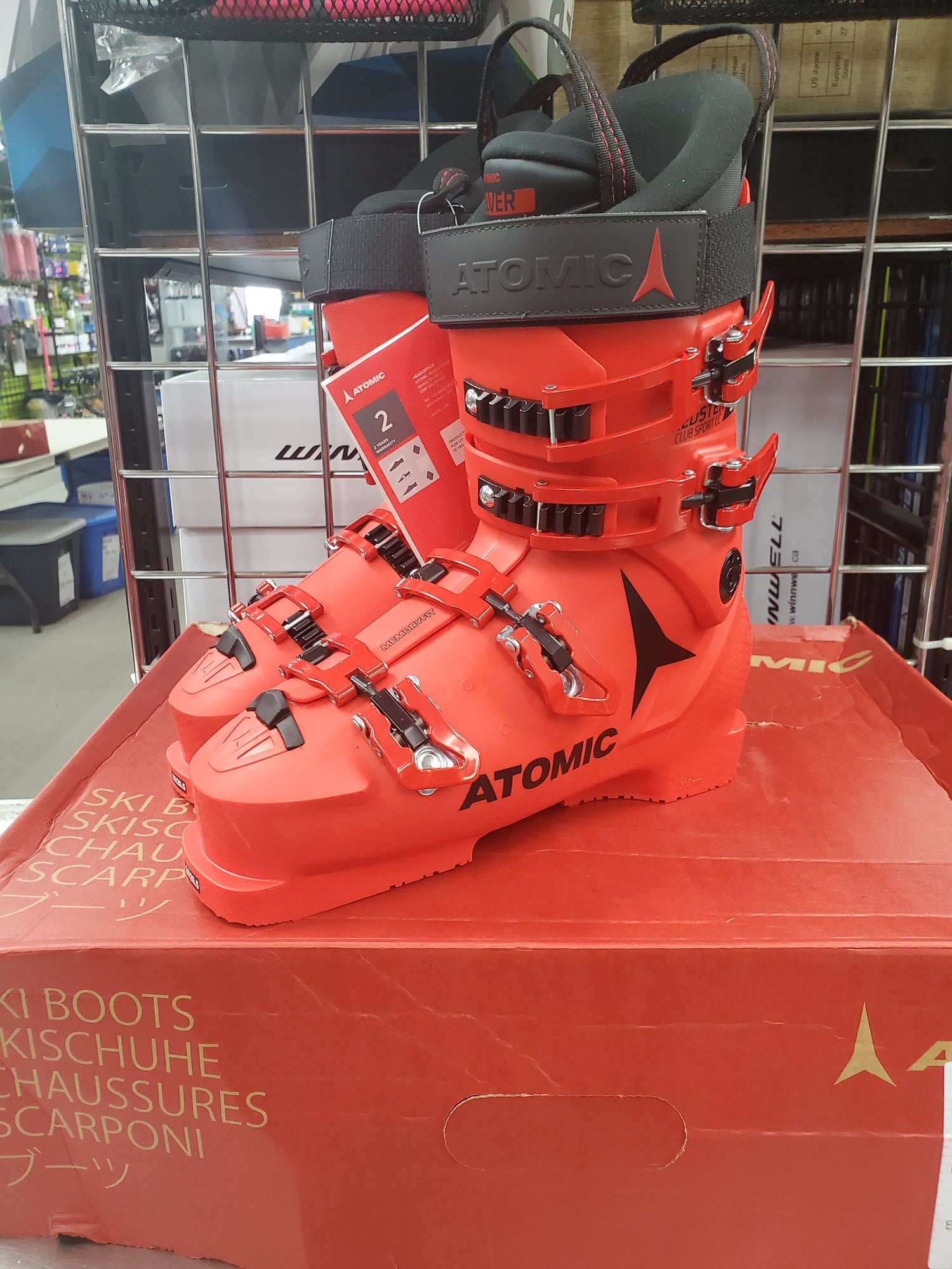 New Men's Atomic Racing Redster Club Sport 90 Ski Boots Soft Flex ...