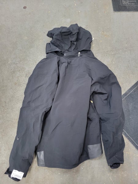 Used Spyder Lg Winter Jackets | SidelineSwap | Buy and Sell on SidelineSwap