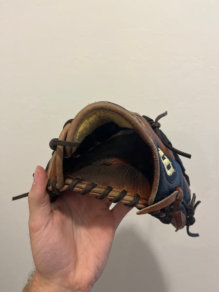 Wilson a2000 ASO 12” baseball glove | SidelineSwap | Buy and Sell on ...