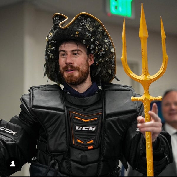 CCM AB18PRO Fit4 (XL) | SidelineSwap | Buy and Sell on SidelineSwap