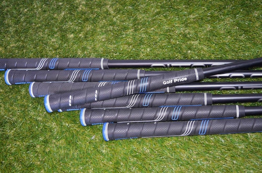 Ping G425 Red Dot 5-Pw-Uw Iron Set RH 37.5" Graphite Senior CP2 Midsize ...