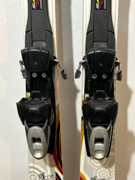 K2 t:nine Burnin' Luv Womens Downhill Skis 156 cm. Demo Bindings Burning Love | SidelineSwap ...