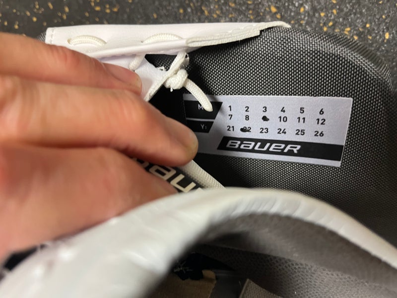 New 35" Bauer Regular Hyperlite 2 Goalie Full Set Pro Stock | SidelineSwap | Buy and Sell on ...