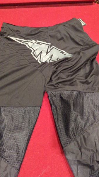 Mission BSX Inline Pants NEW Adult large | SidelineSwap | Buy and Sell on SidelineSwap