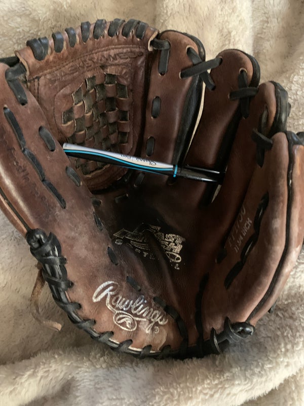 Rawlings baseball glove | SidelineSwap