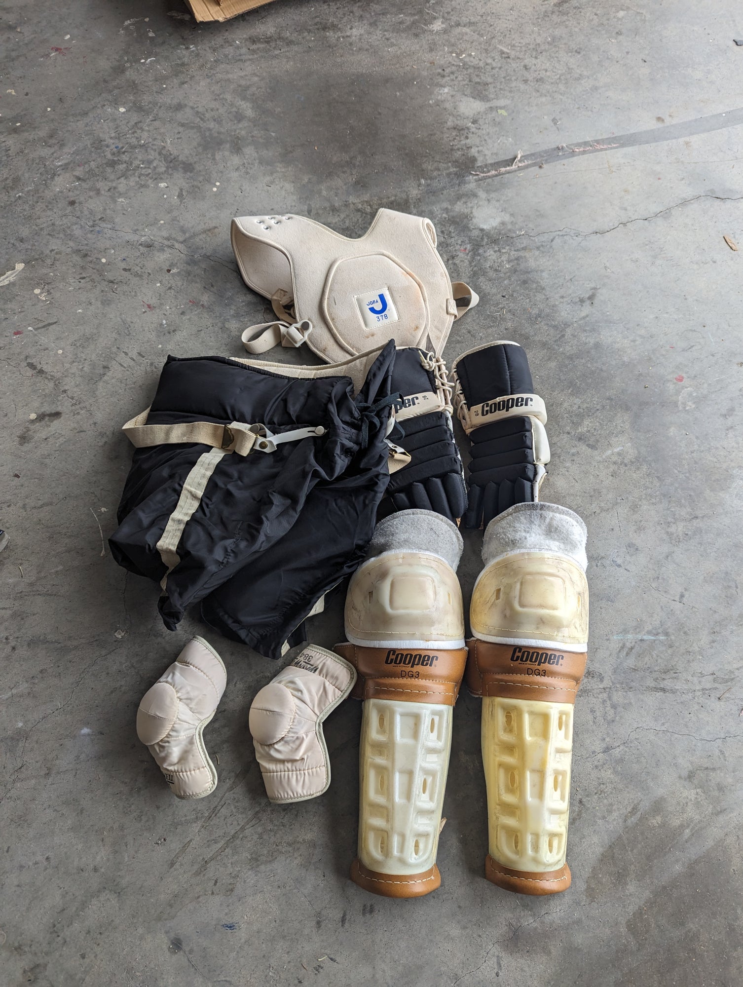 Vintage late 70s early 80s Starter Kit | SidelineSwap