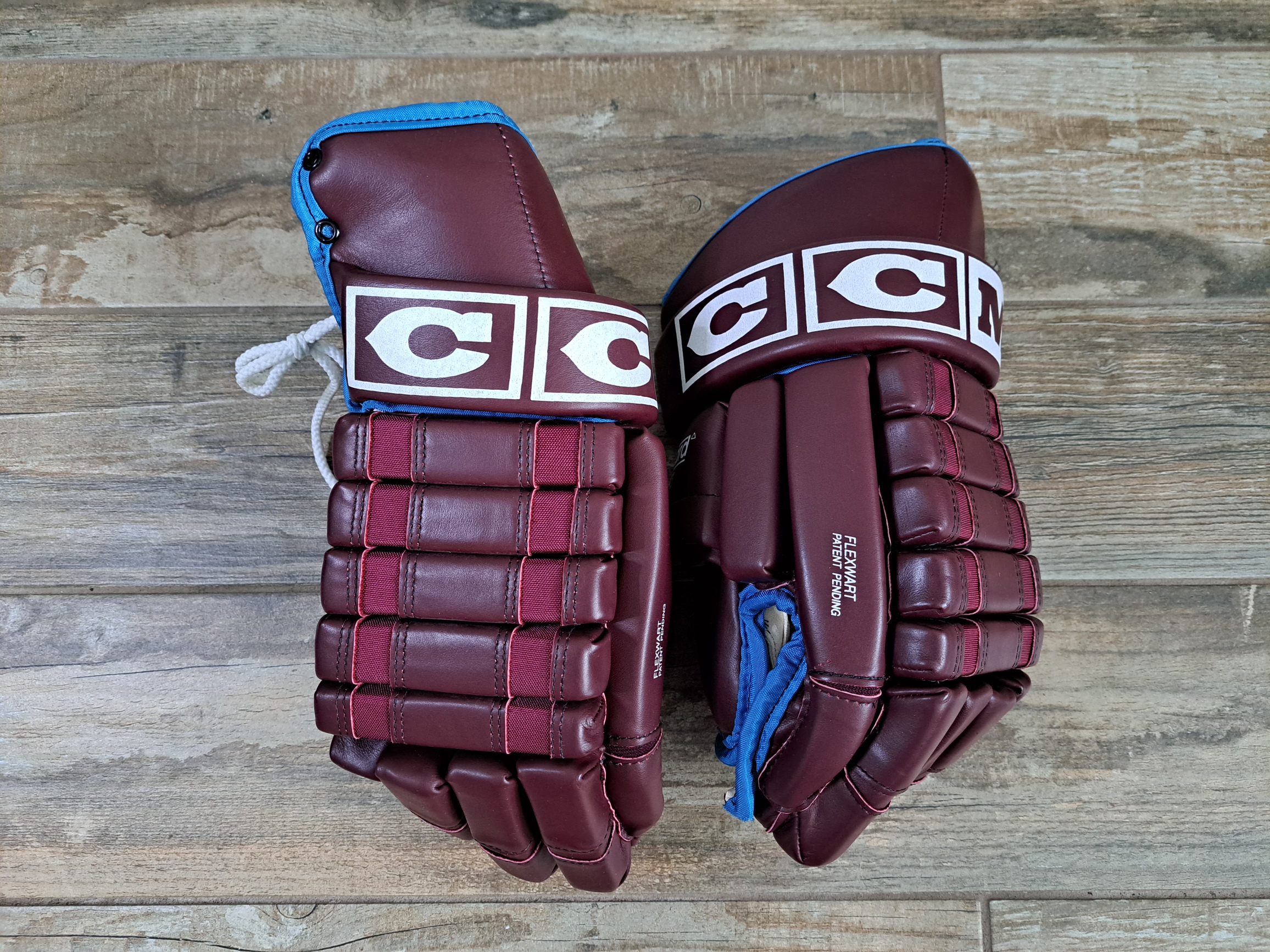 CCM supra, Pro Stock, hockey gloves, New York, rangers | SidelineSwap