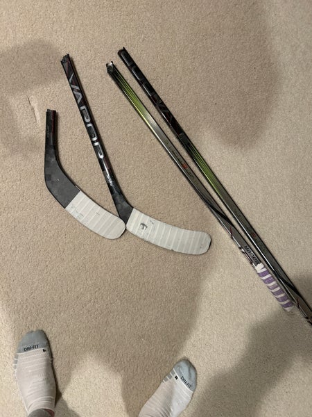 Two Broken Senior RH 77 flex Hyperlite 2 sticks | SidelineSwap | Buy ...
