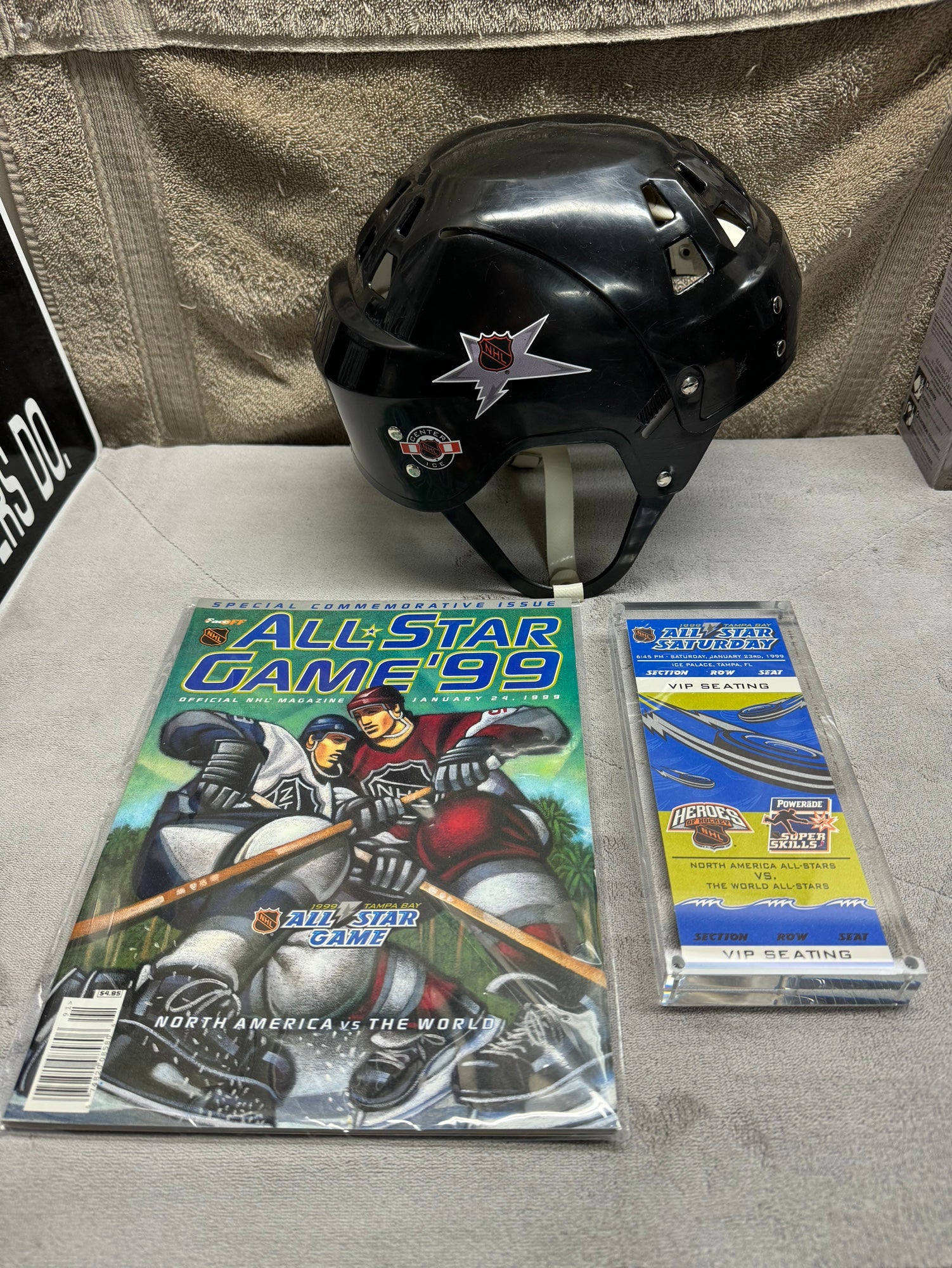 VINTAGE WAYNE GRETZKY 1999 ALL STAR GAME JOFA HOCKEY HELMET WITH VIP ...