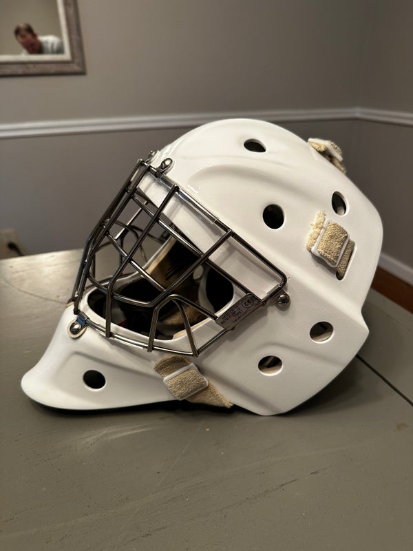 Hockey Goalie Masks | Used and New on SidelineSwap
