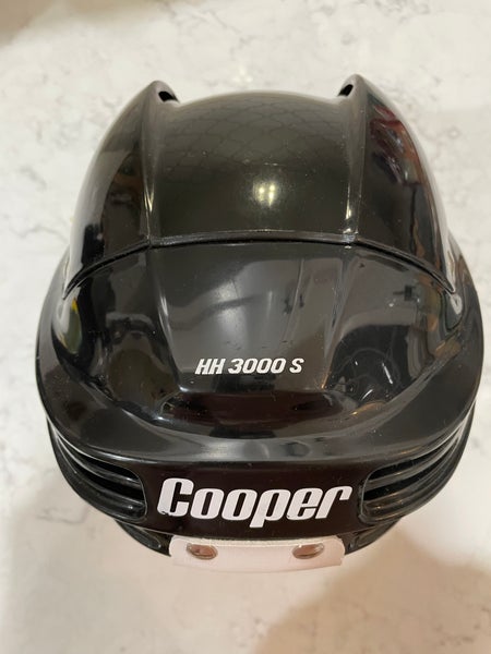 Used Small HH3000 Helmet | SidelineSwap | Buy and Sell on SidelineSwap