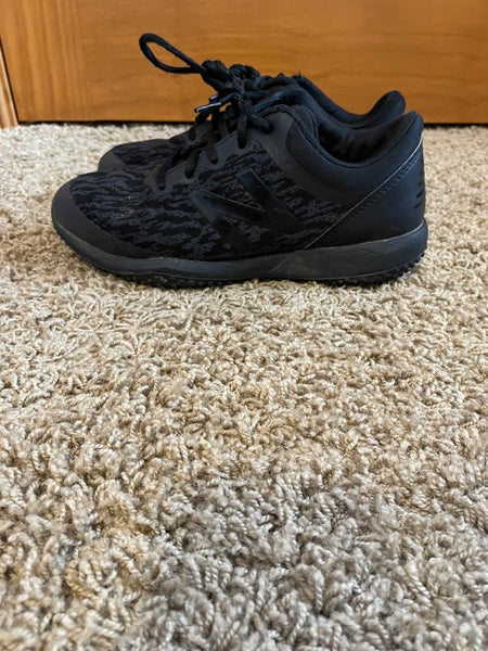New Balance 40v40 v5 All Black Turf Shoes | SidelineSwap | Buy and Sell ...