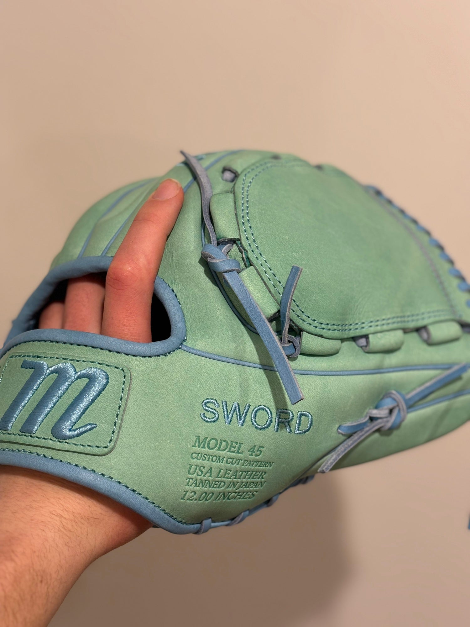 *SUPER RARE* Trevor Bauer Marucci M TYPE Capitol Series Pitching Glove ...