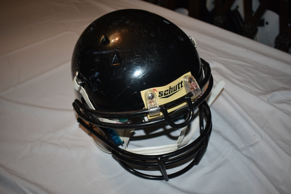 Football Helmets | Used and New on SidelineSwap
