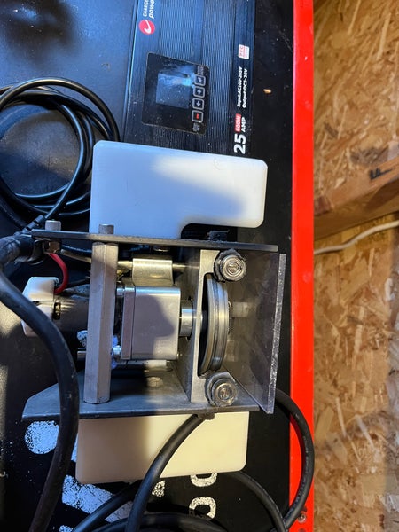 Sidecut WC Electric Edge Sharpener | SidelineSwap | Buy and Sell on ...
