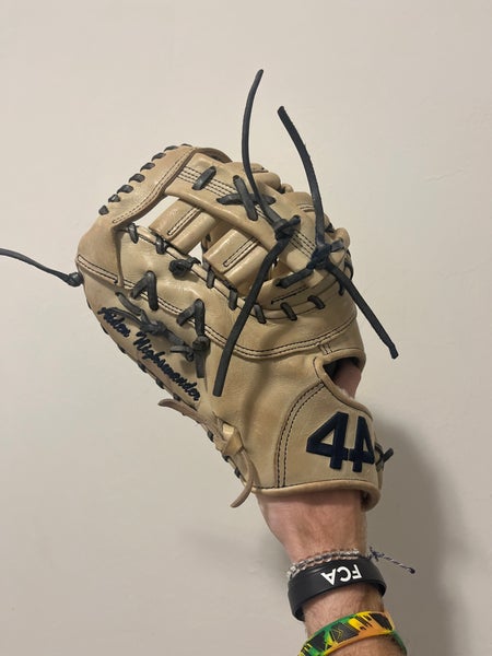 44 pro 12.5 lefty first base mitt baseball glove | SidelineSwap | Buy ...