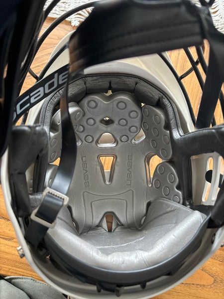 Youth Cascade CPX-R Helmet | SidelineSwap | Buy and Sell on SidelineSwap