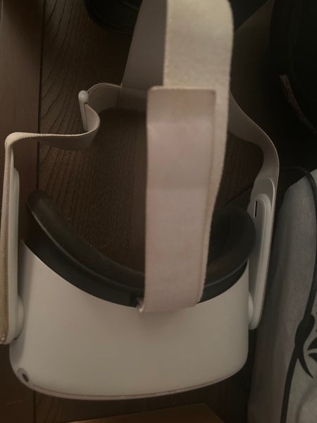 Oculus quest 2 | SidelineSwap | Buy and Sell on SidelineSwap