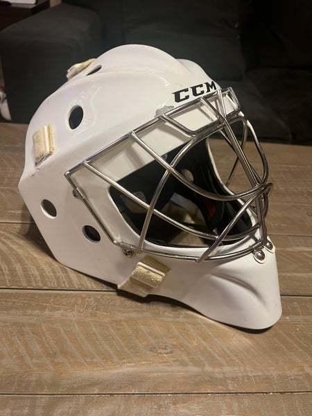 CCM GF Pro Goalie Mask - L (57-61cm) | SidelineSwap | Buy and Sell on ...