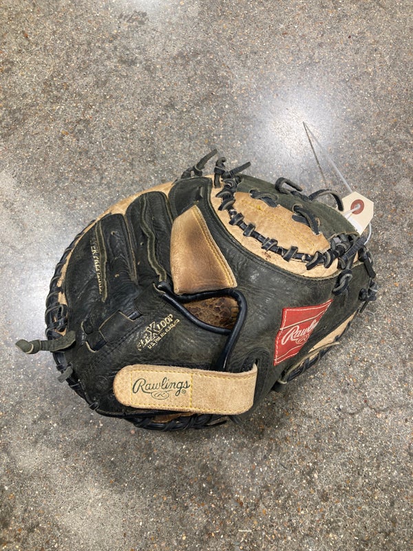 Right Hand Throw Baseball Gloves & Mitts | New and Used on SidelineSwap