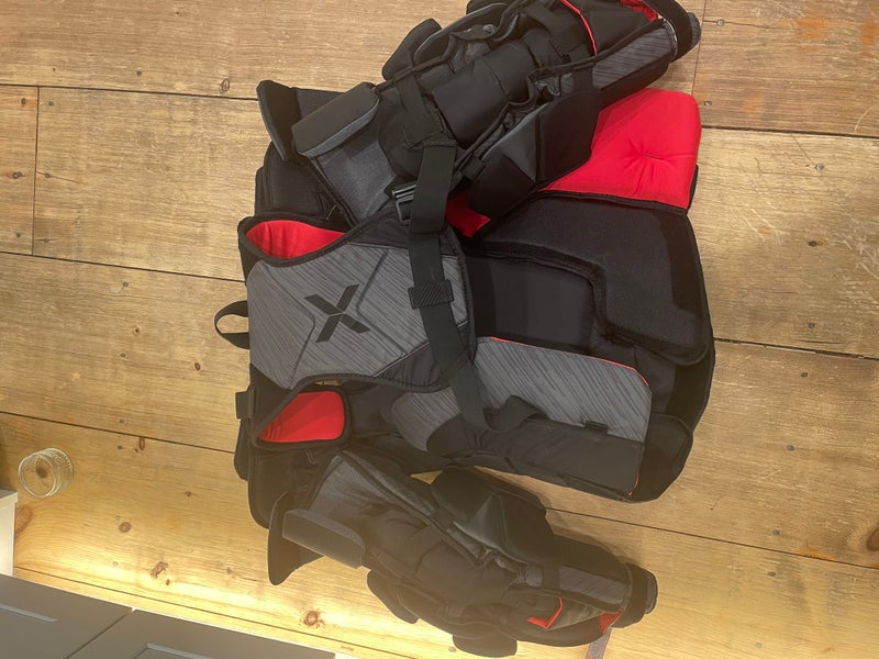 Bauer Vapor Hyperlite 2 Goalie Chest Protector | SidelineSwap | Buy and ...