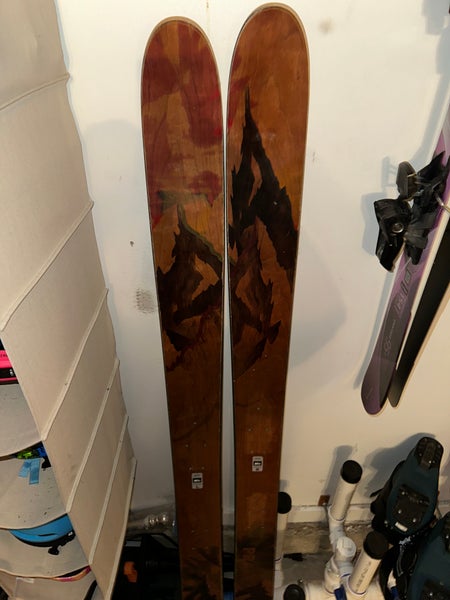 Praxis GPO w/ wood veneer top sheet w/ POMPCO skins | SidelineSwap ...