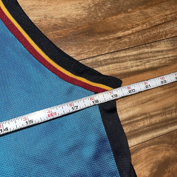 Vintage Grant Hill 90s Detroit Pistons #33 Champion Jersey Size YOUTH ...