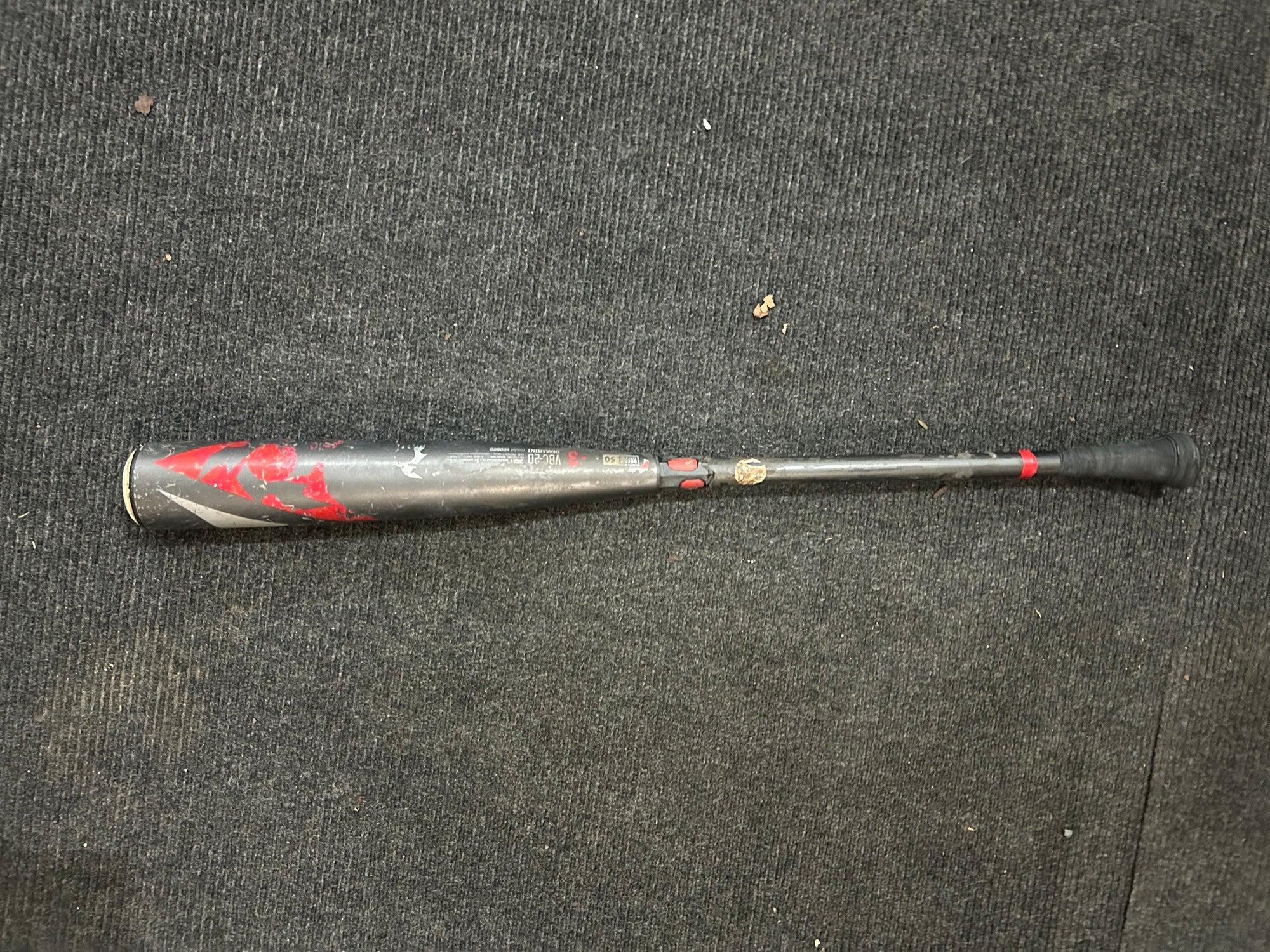 BBCOR Certified DeMarini (-3) 30 oz 33" Voodoo Balanced Bat | SidelineSwap