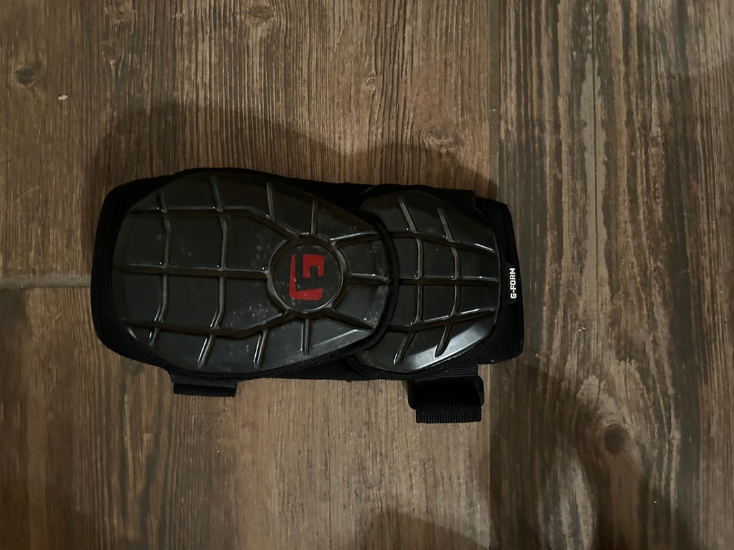 Elbow Protection Baseball Batter's Leg, Arm & Wrist Guards | New and ...